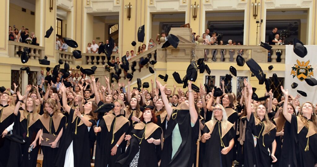 The University of Debrecen launches new degree programmes - DEBRECEN4U